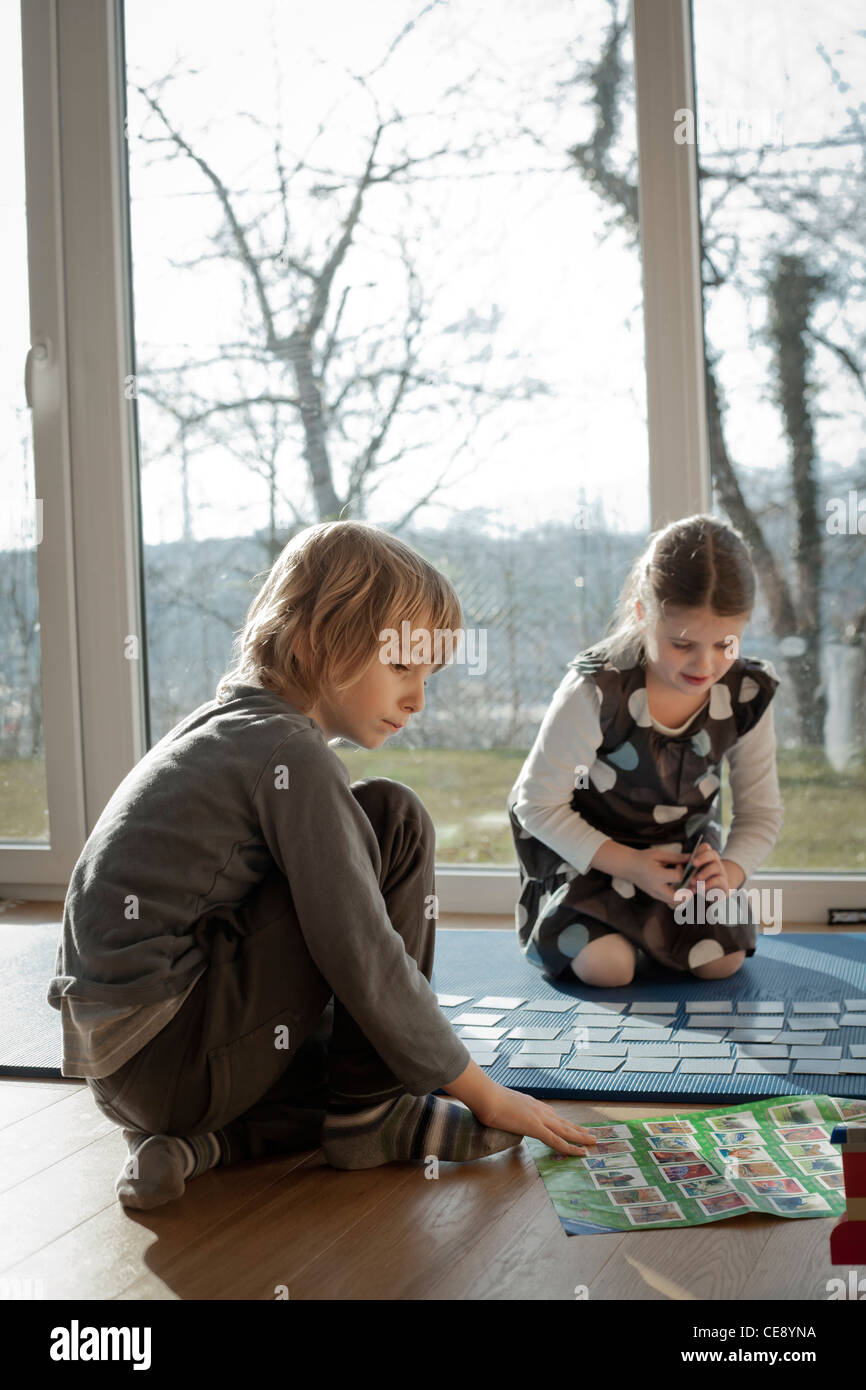 Memory game hi-res stock photography and images - Alamy