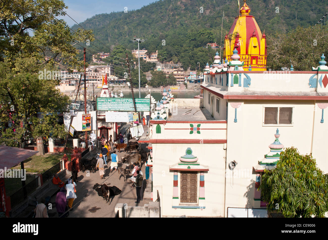 Rishikesh ashram hi-res stock photography and images - Alamy