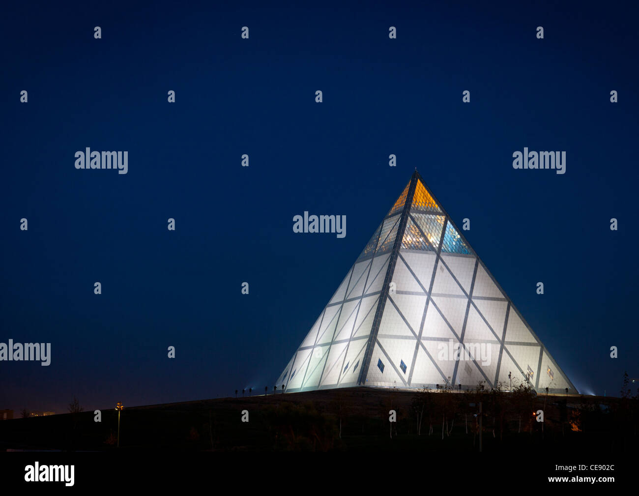 Pyramid of peace and reconciliation hi-res stock photography and images ...