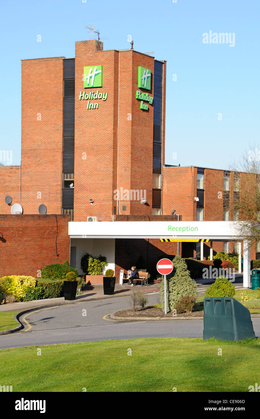 Canopy signs hi-res stock photography and images - Alamy