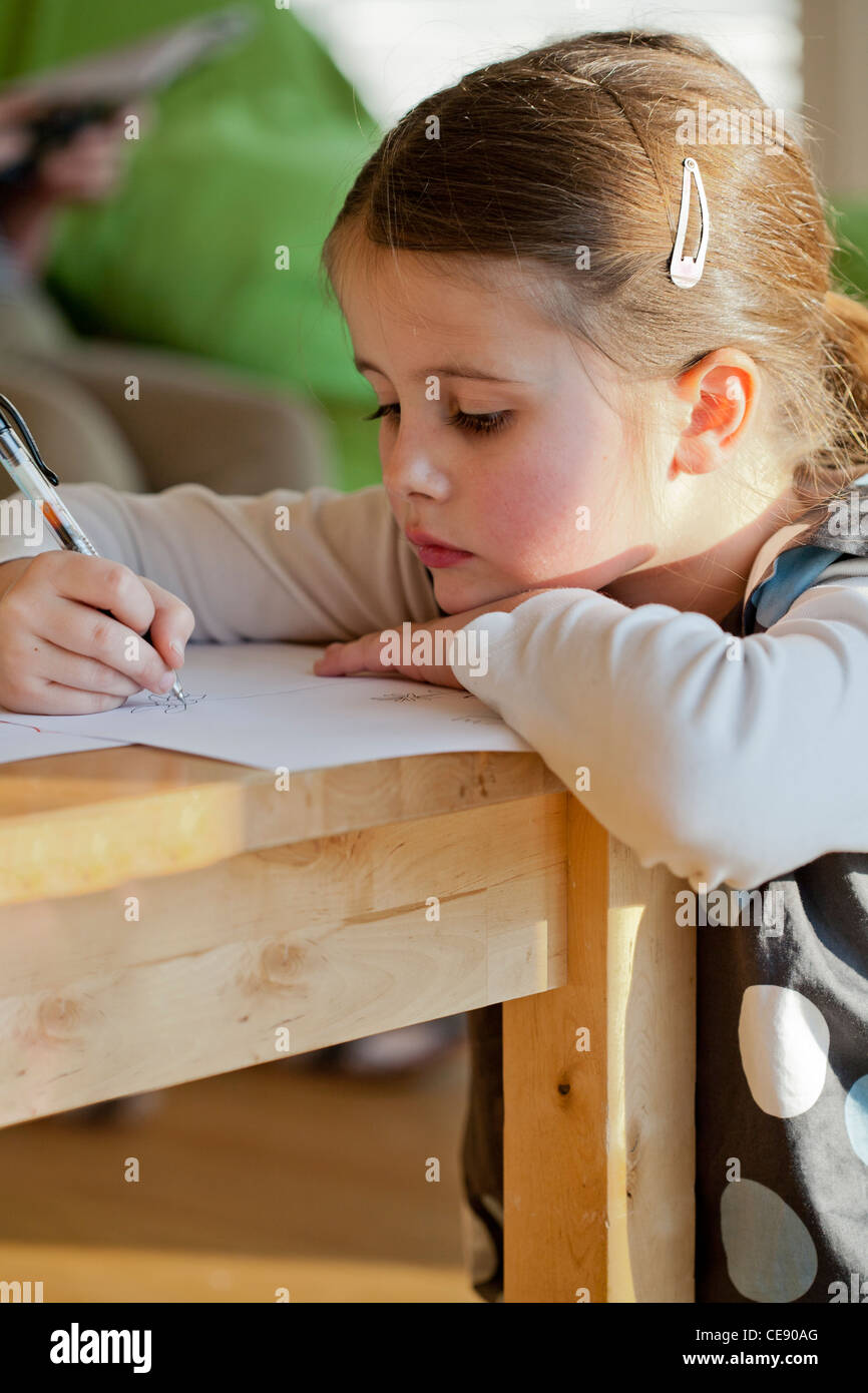 Color pencil drawing face woman hi-res stock photography and images - Alamy