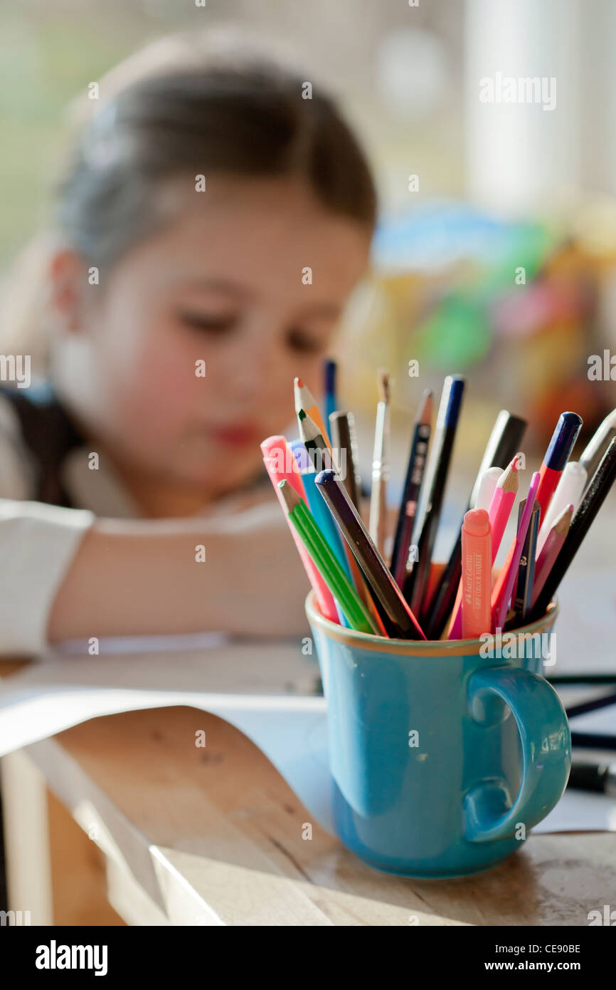 Draw girl hi-res stock photography and images - Alamy