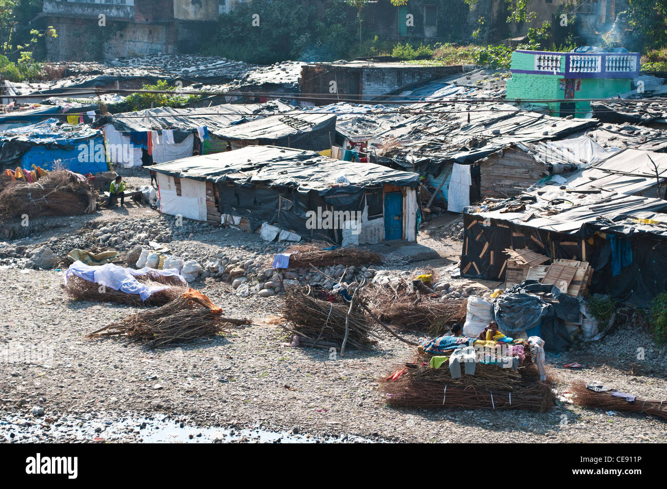 India Slum Huts High Resolution Stock Photography and Images - Alamy