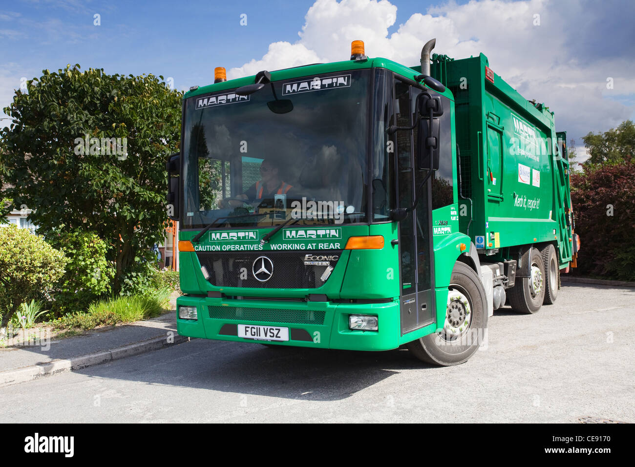 Garbage truck hi-res stock photography and images - Alamy