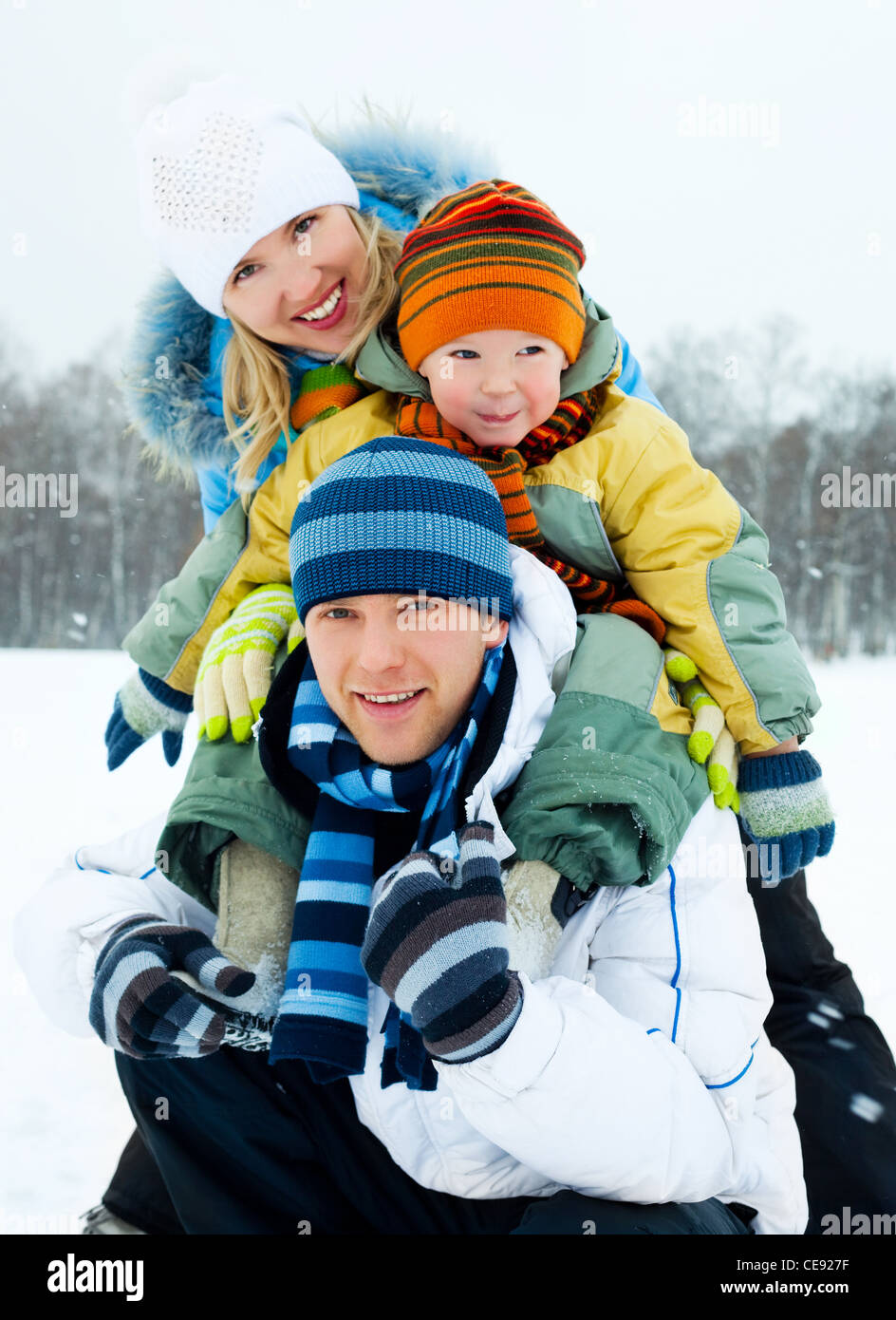 happy family outdoor Stock Photo - Alamy