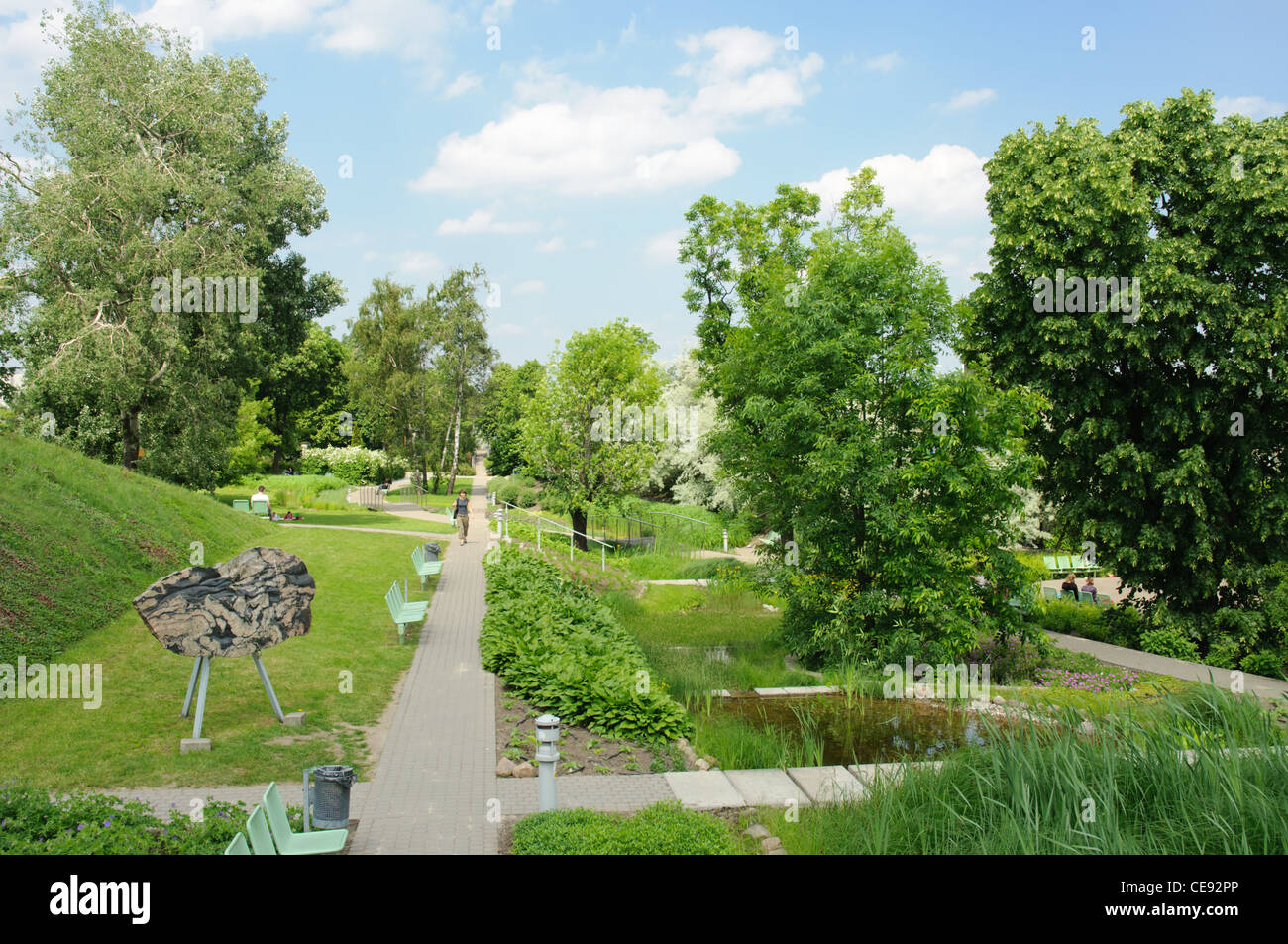 Roof garden university library hi-res stock photography and images - Alamy