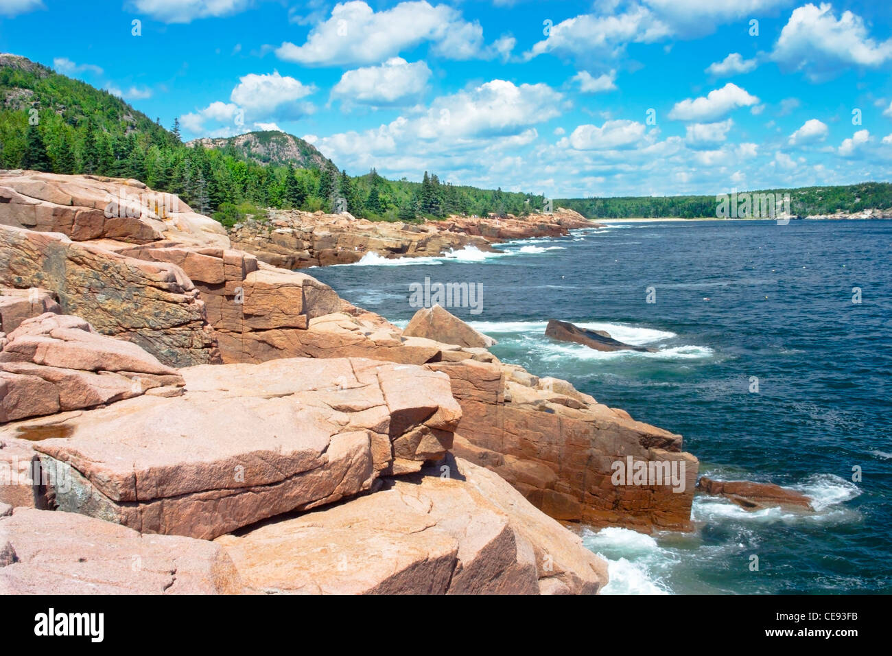 Beautiful summer day on the shores of Acadia National Park Mount Desert ...
