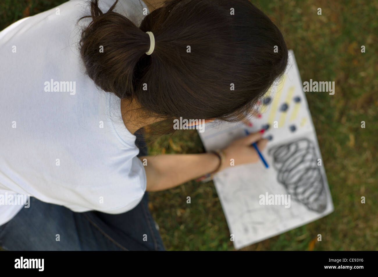 Students attending a Summer School to improve there drawing skills ...