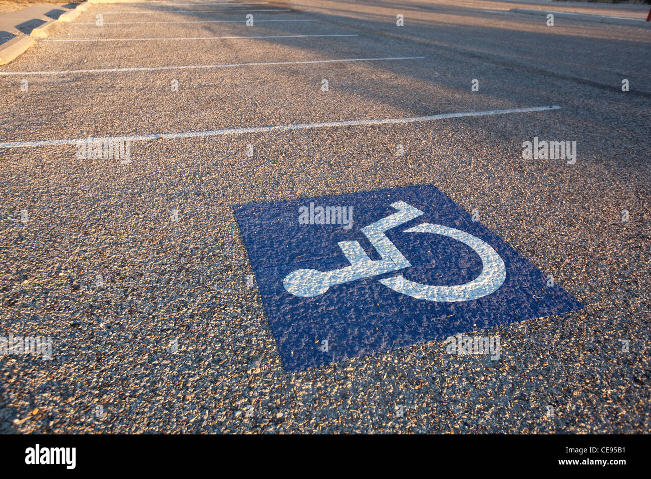 Handicap parking symbol hi-res stock photography and images - Alamy