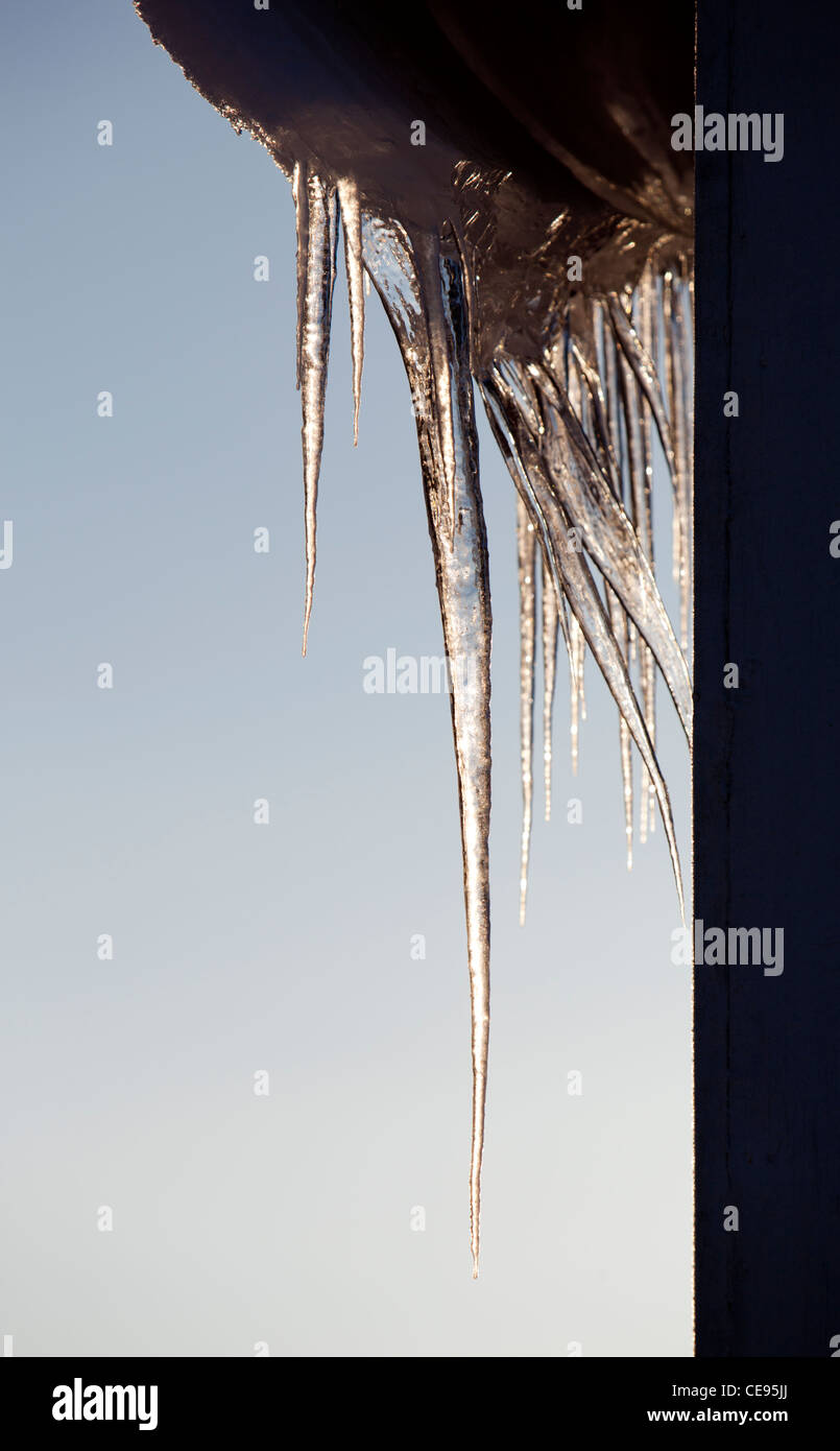 Icicles eave house hi-res stock photography and images - Alamy