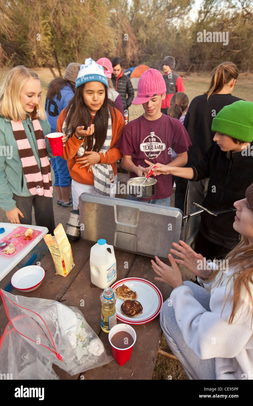 Middle school class trip to Big Bend National Park in Texas. Students ...