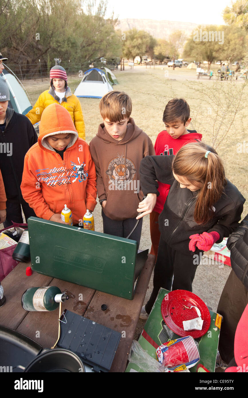 Middle school class trip to Big Bend National Park in Texas. Students ...