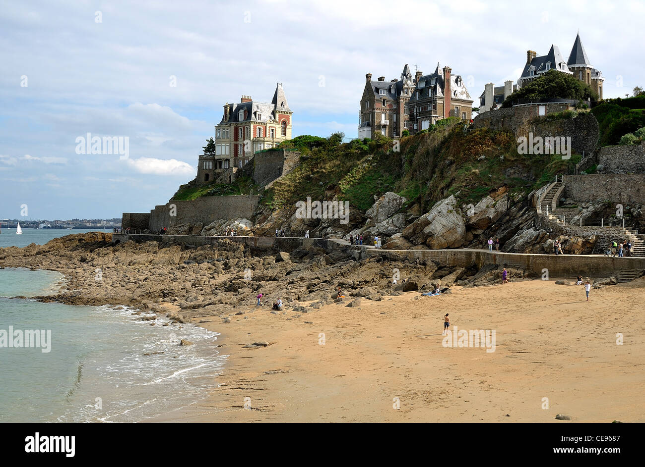 The luxurious villas, walk : le sentier des douaniers (Dinard, Brittany ...
