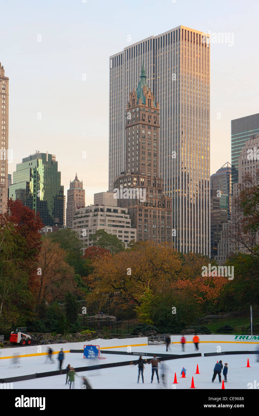 Trump Wollman Skating Rink with New York skyline Stock Photo - Alamy