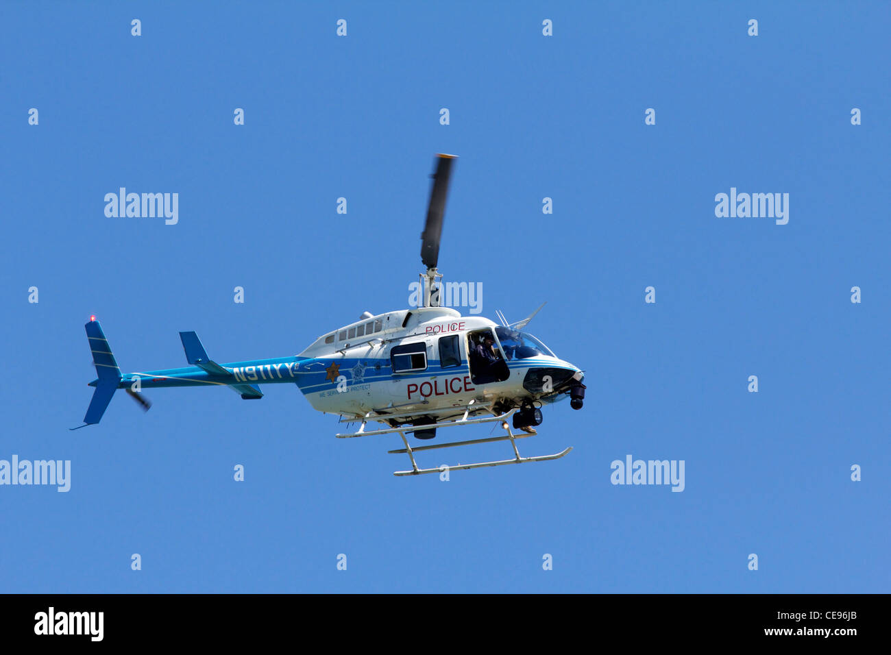 Chicago police helicopter one bell hi-res stock photography and images ...