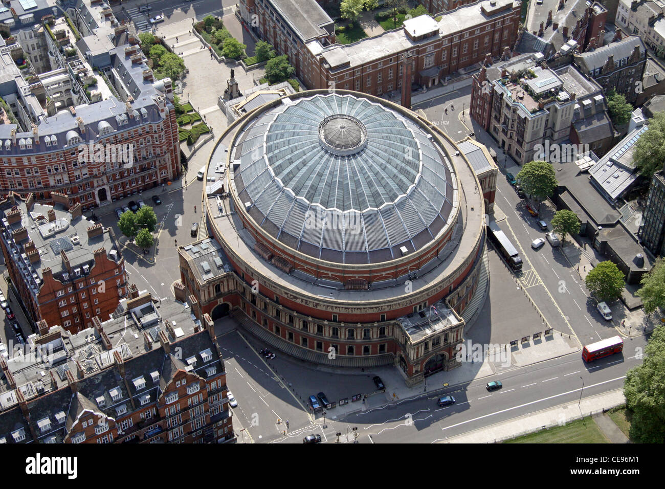 Henry wood hall hi-res stock photography and images - Alamy