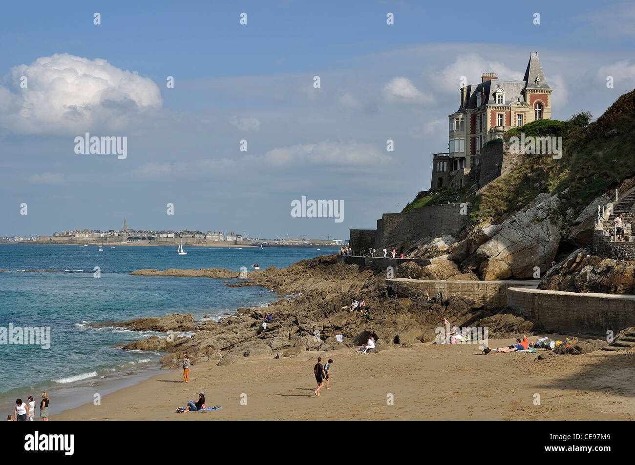 Dinard (and St Malo in the background), walk : le sentier des douaniers ...
