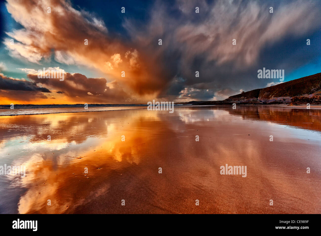 Cornish slow water sea hi-res stock photography and images - Alamy