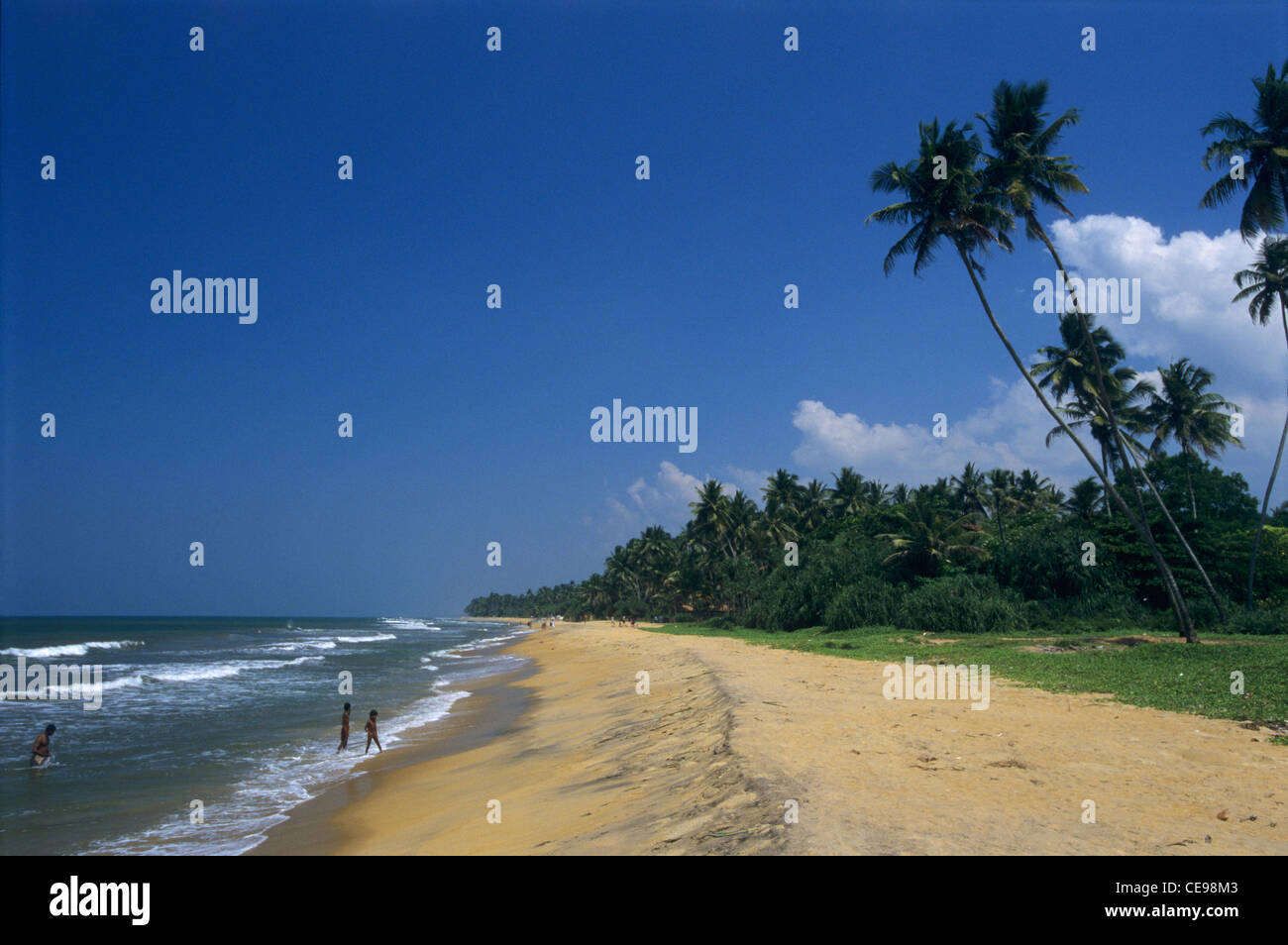 Kalutara beach, Sri Lanka Stock Photo - Alamy