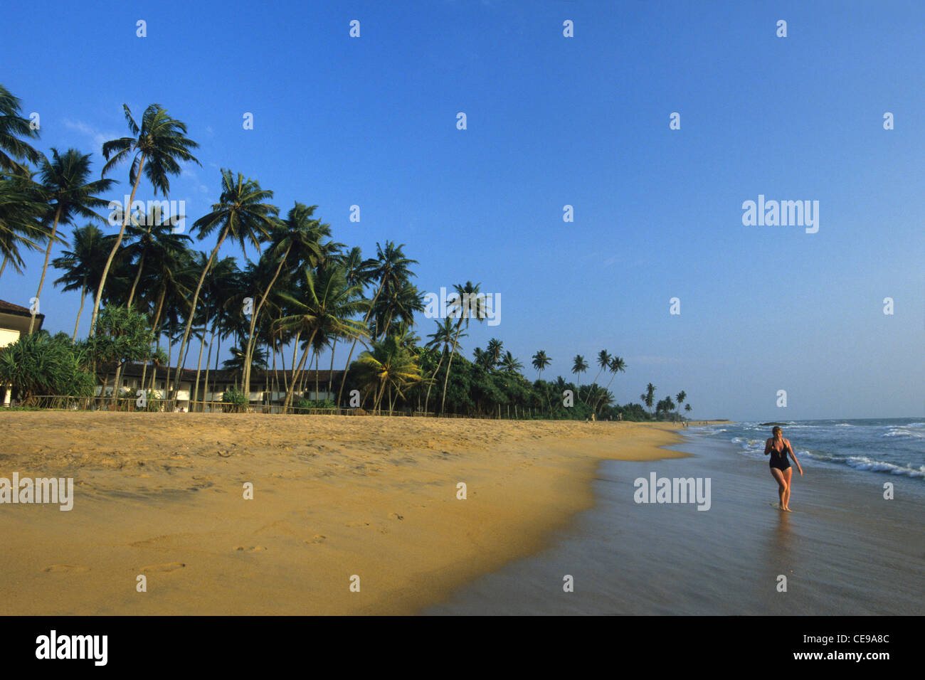 Kalutara beach, Sri Lanka Stock Photo - Alamy