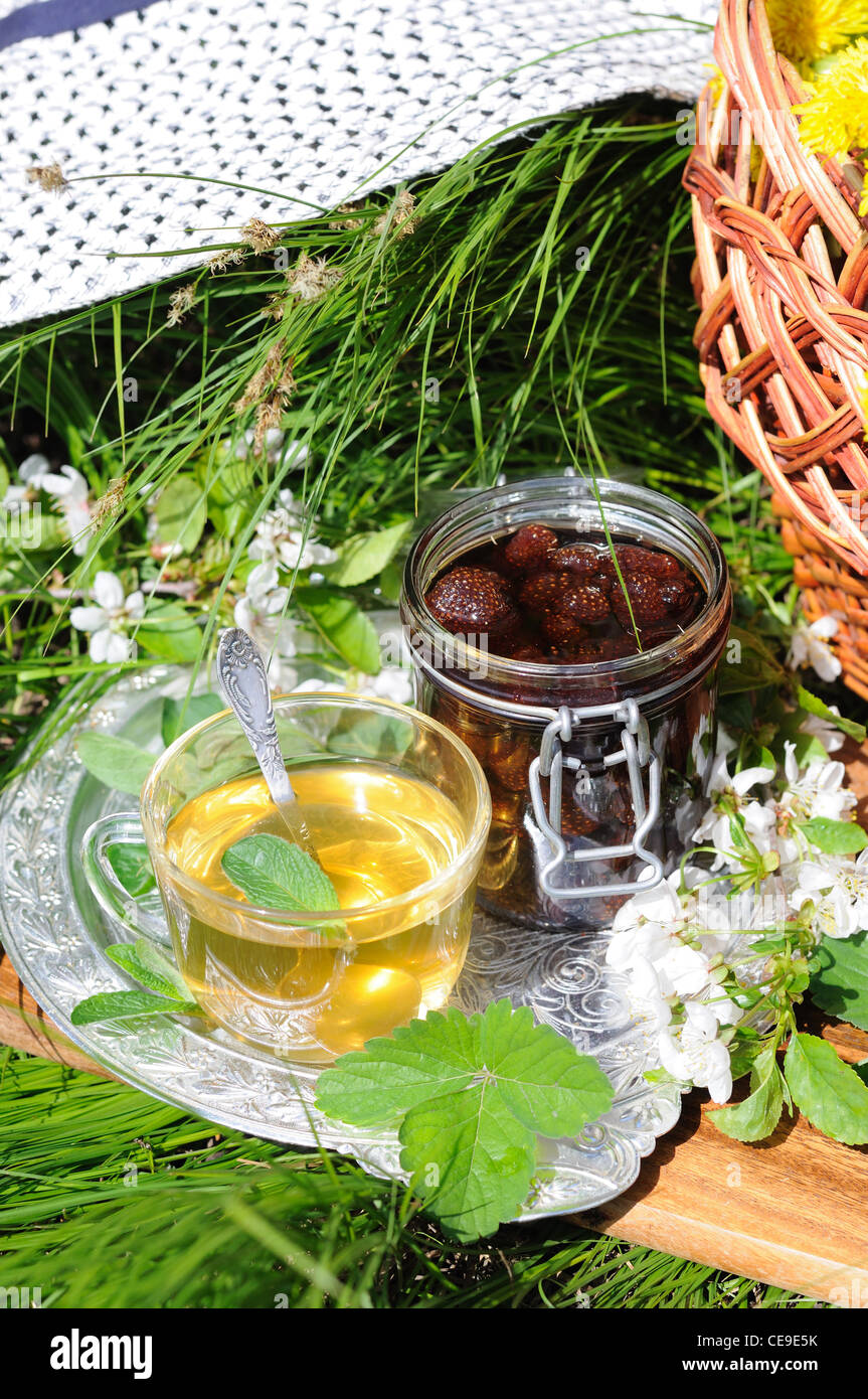 Tea setup outdoors Stock Photo - Alamy