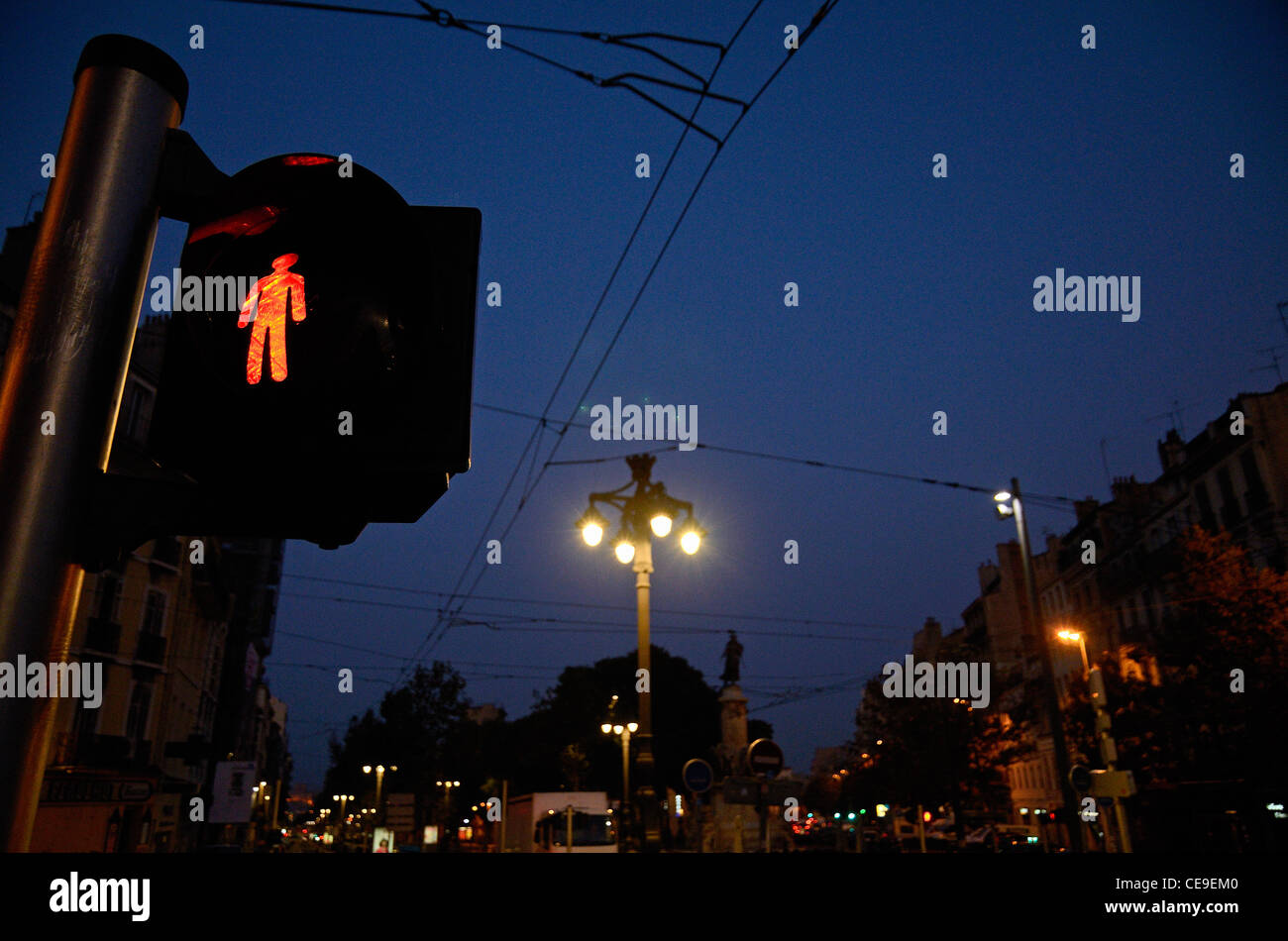 Pedestrian walk sign hi-res stock photography and images - Alamy