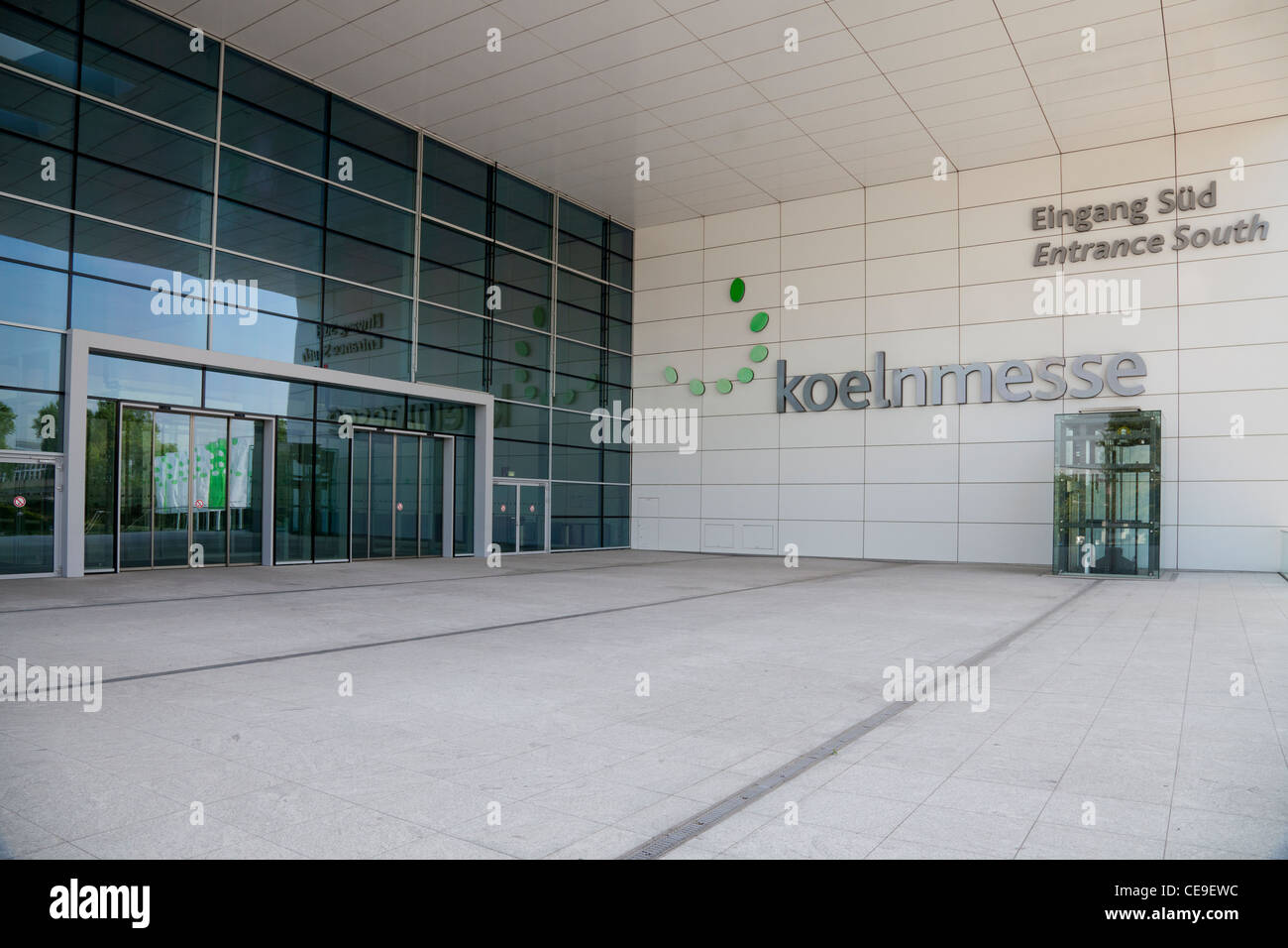 Koelnmesse hi-res stock photography and images - Alamy