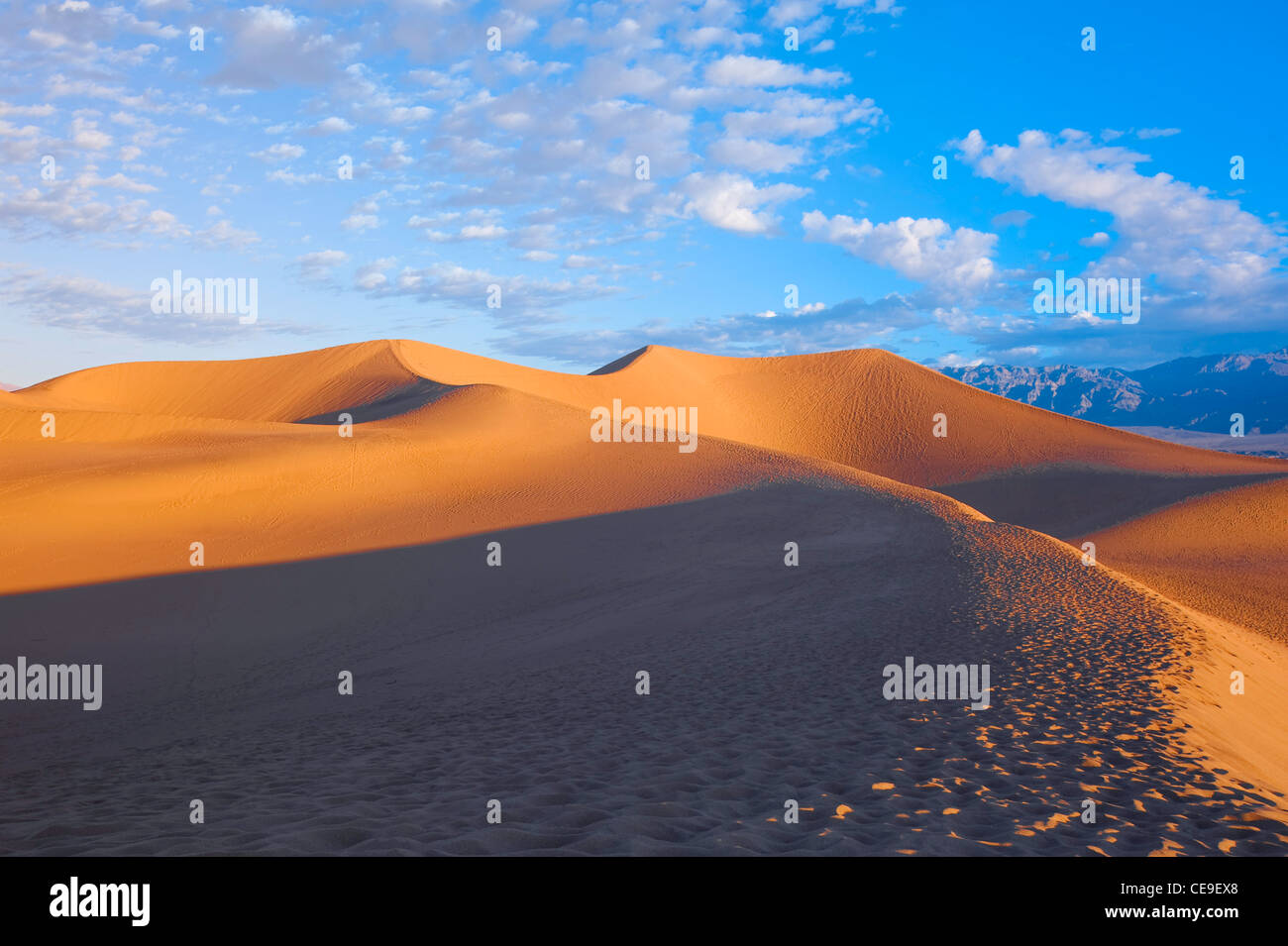 Death valley sand hi-res stock photography and images - Alamy