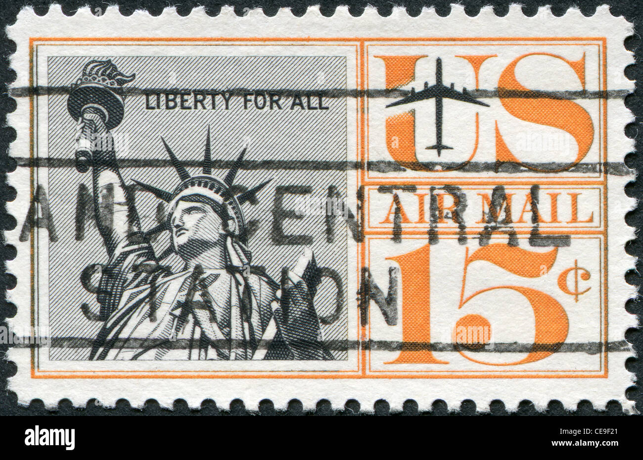 Us postage stamp statue liberty hi-res stock photography and images - Alamy