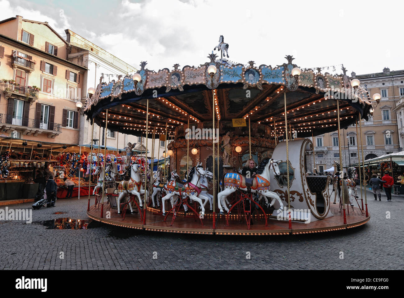 italia italy italie roma rome piazza navona carosello carousel ...