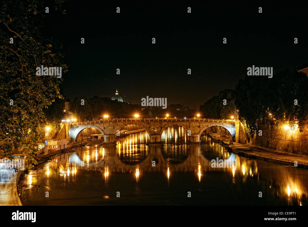 italia italy italie roma rome notte notturno ponte sisto night ...