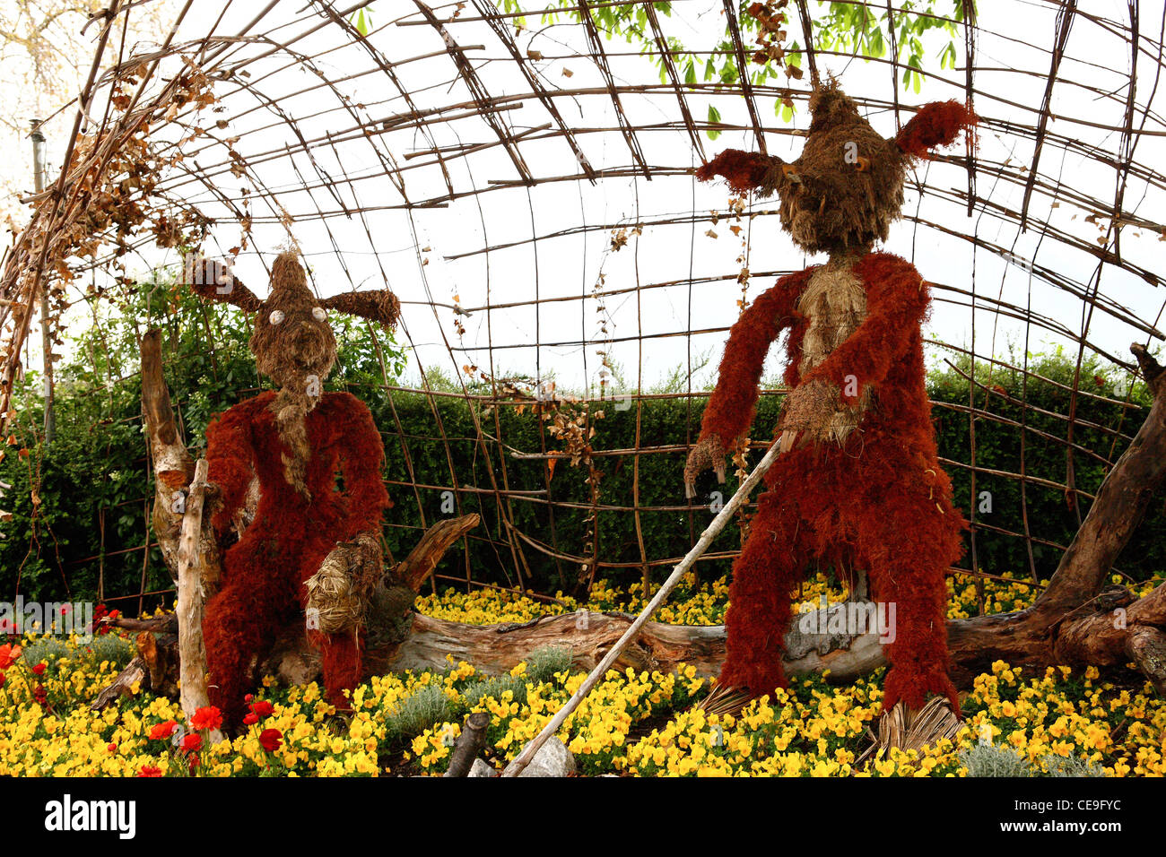 Plants decoration hi-res stock photography and images - Alamy