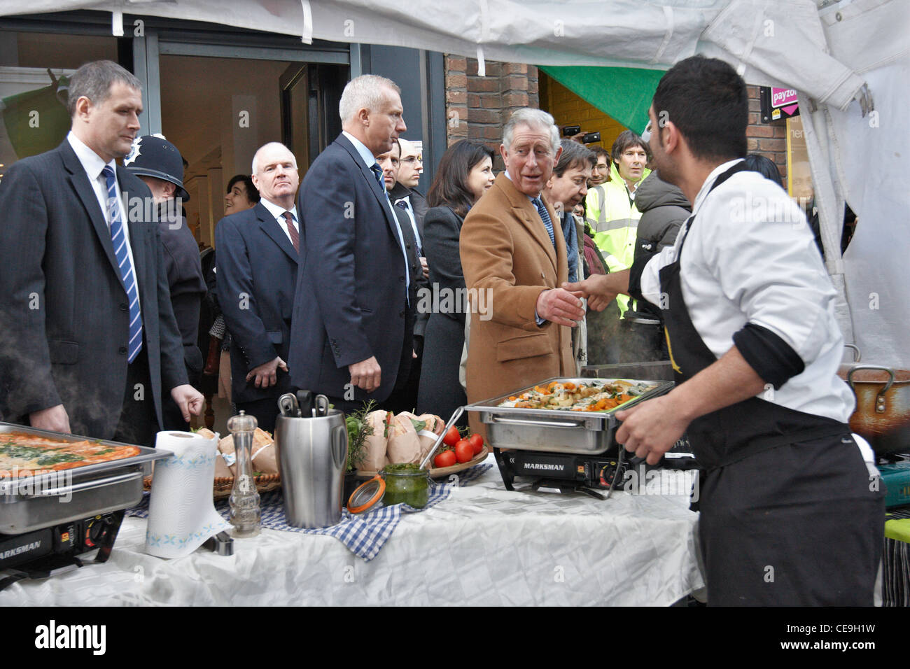 Prince Charles tries Italian food, prepared by Alessio Garau (right ...