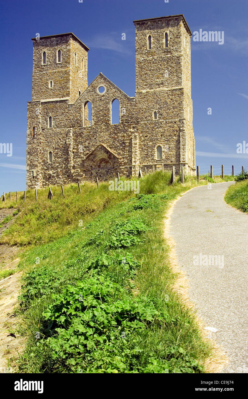 Reculver church ruins hi-res stock photography and images - Alamy