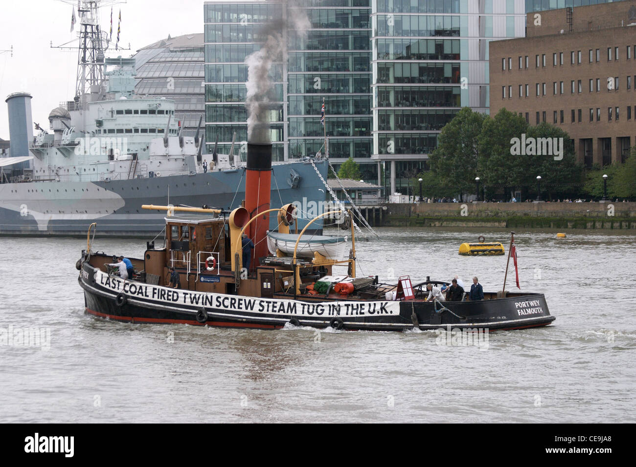 Steam tug hi-res stock photography and images - Alamy