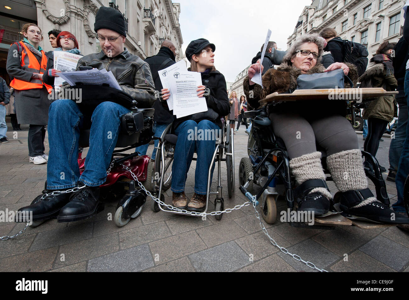 Engage lock hi-res stock photography and images - Alamy
