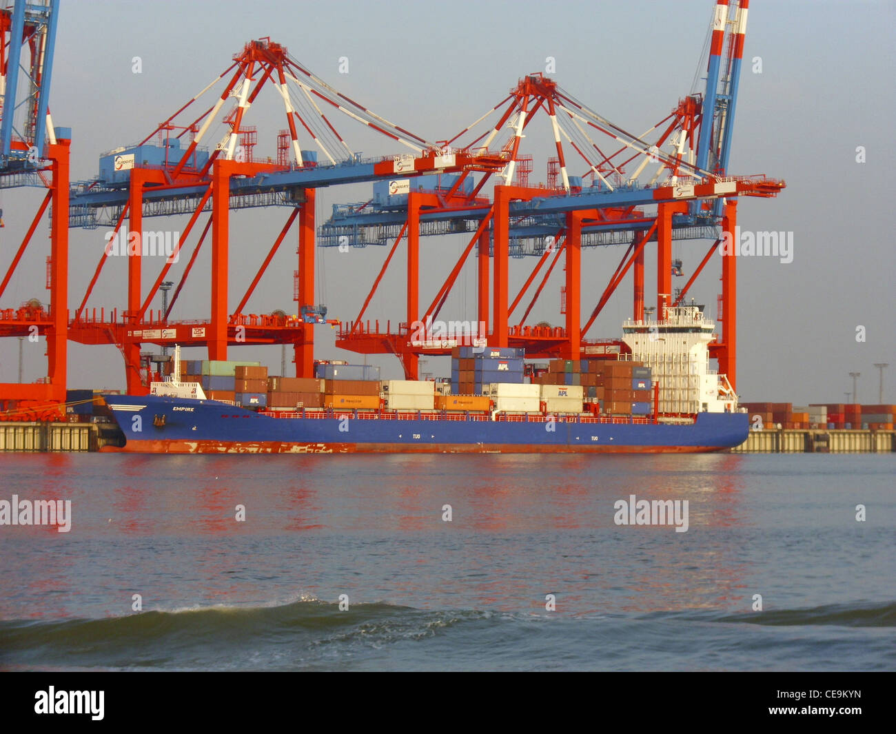 Container feeder vessel hi-res stock photography and images - Alamy