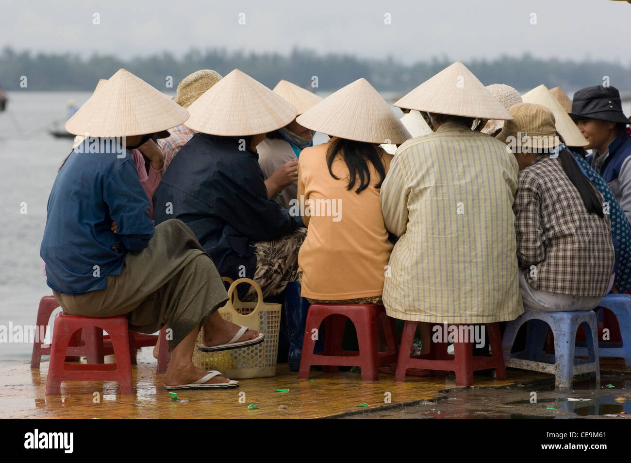 Vietnamese cards vietnam playing cards hi-res stock photography and ...