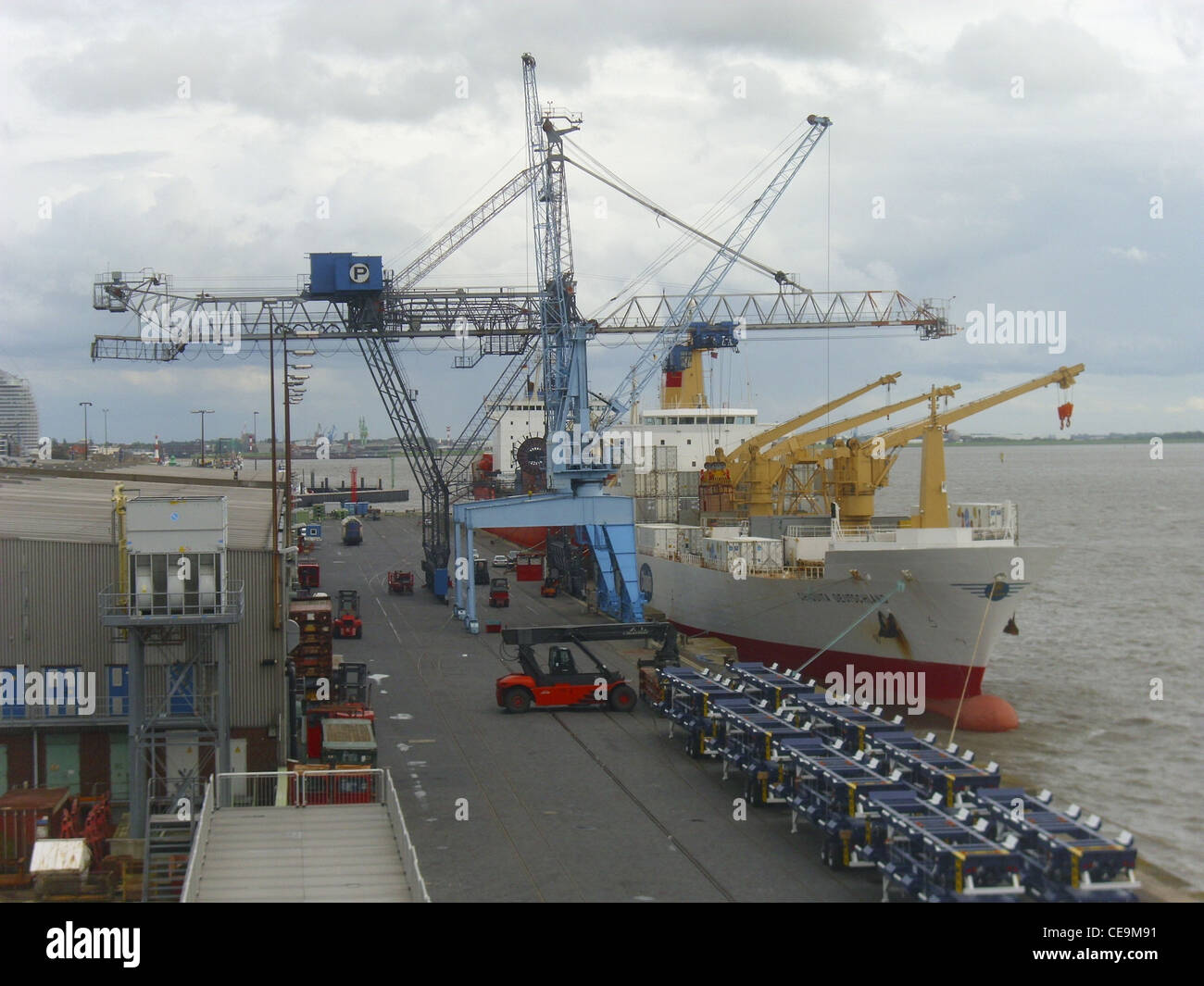 Refrigerated container ship hi-res stock photography and images - Alamy