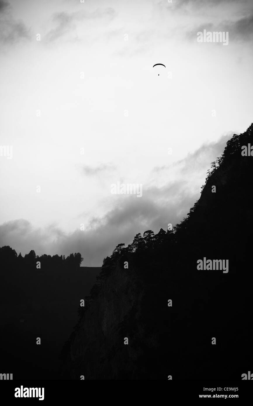 Paragliding pilot Black and White Stock Photos & Images - Alamy