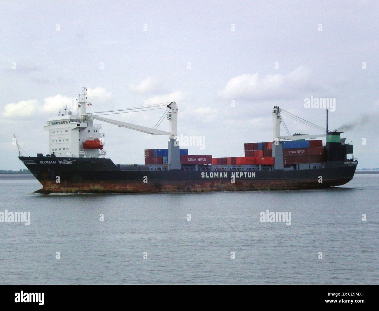 The Sloman Trader is a geared Roll-on Lift-off (RoLo) vessel, designed ...