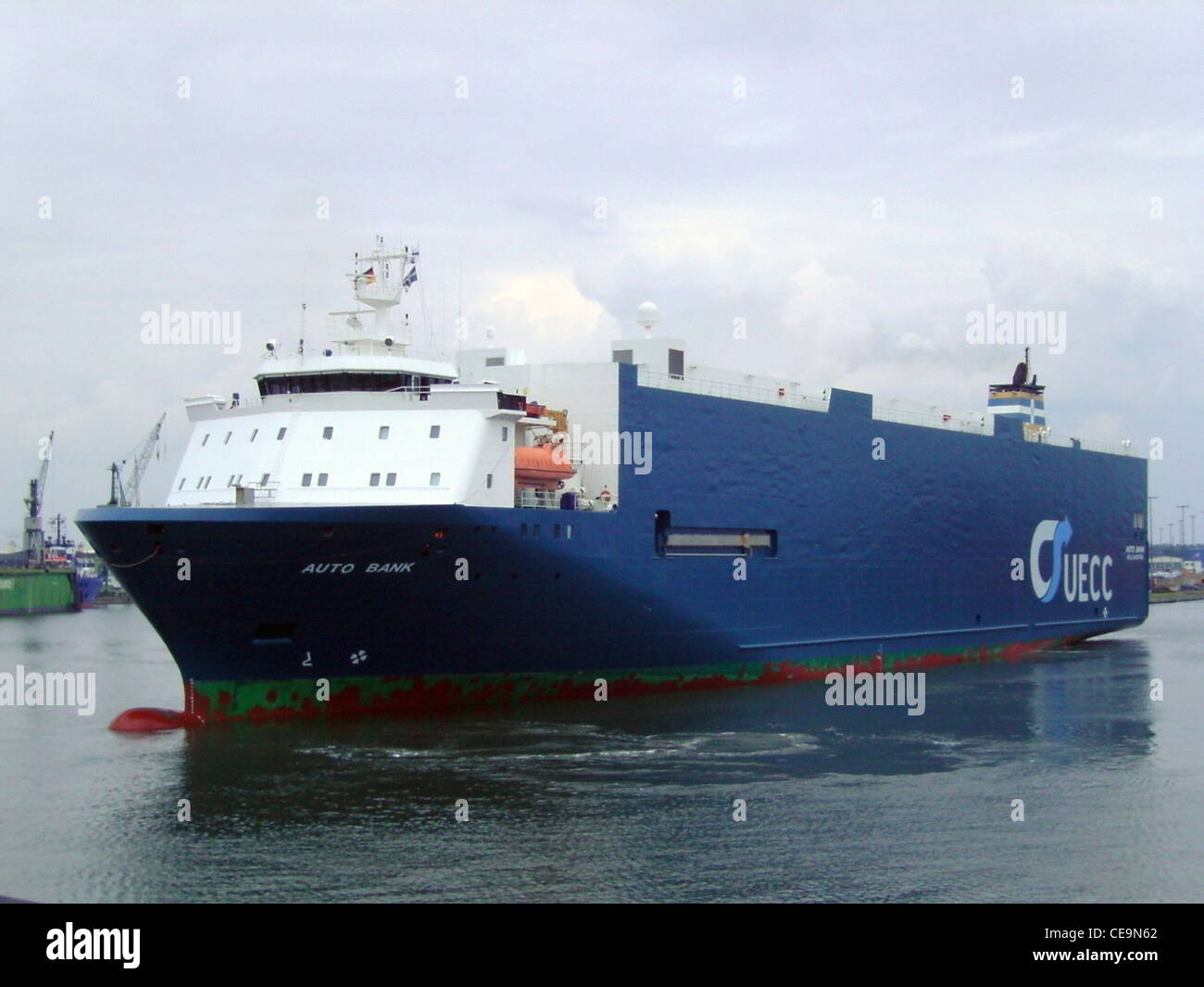 car carrier Auto Bank Stock Photo - Alamy