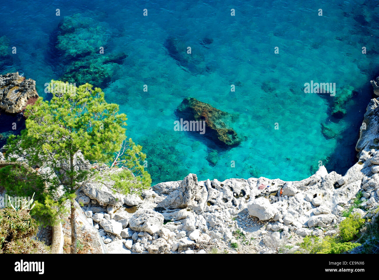 Azure sea hi-res stock photography and images - Alamy