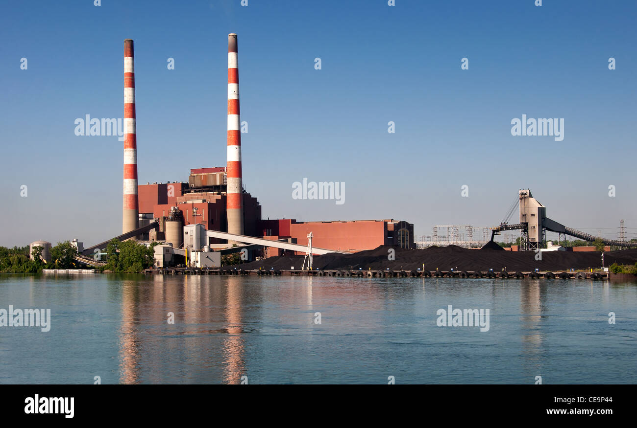 Coal fired power plant on Detroit River Stock Photo - Alamy