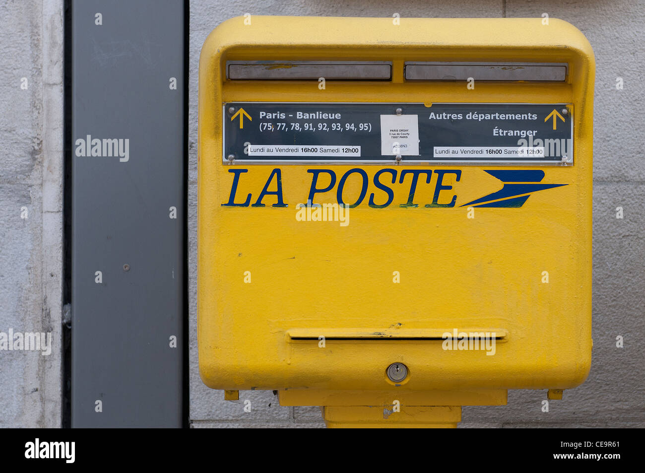French post box hi-res stock photography and images - Alamy