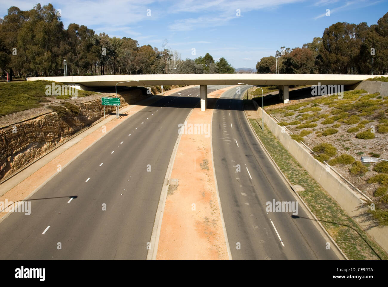 Four way crossing hi-res stock photography and images - Alamy
