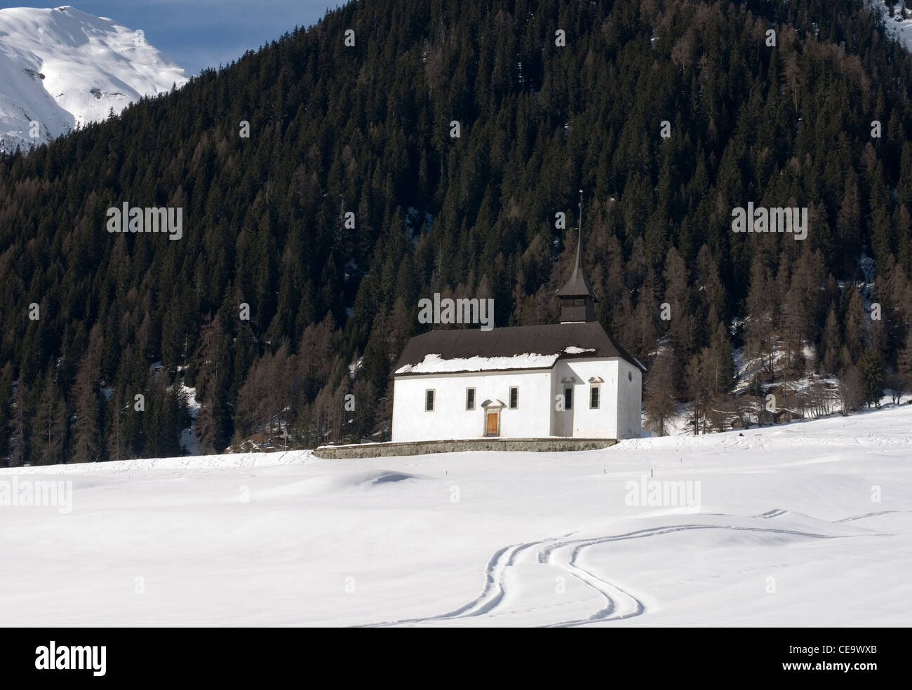 Country church in swiss alps hi-res stock photography and images - Alamy