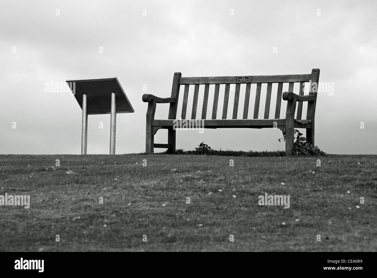 A Lonely Park Bench (in black and white Stock Photo - Alamy