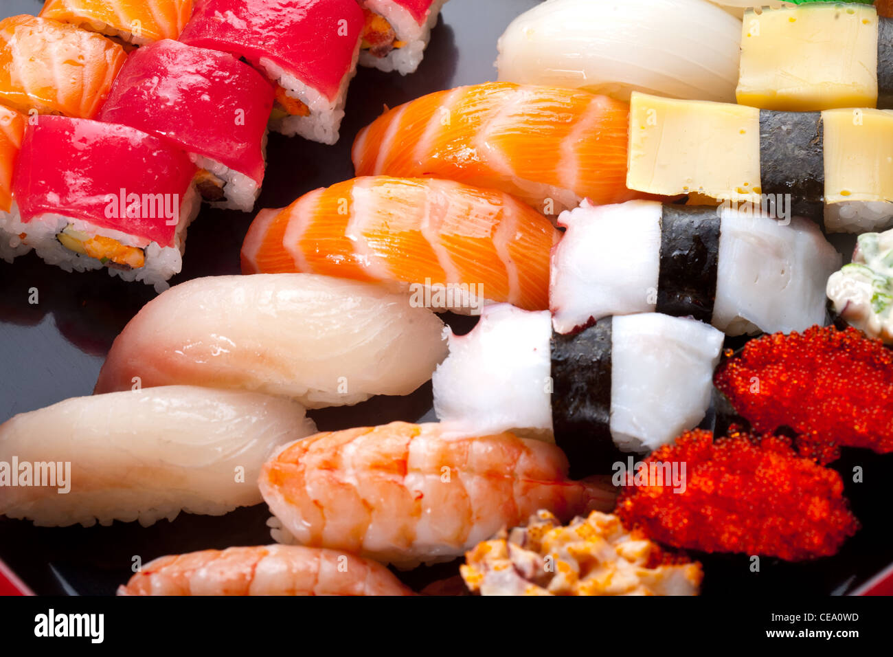 Red clam sushi hi-res stock photography and images - Alamy