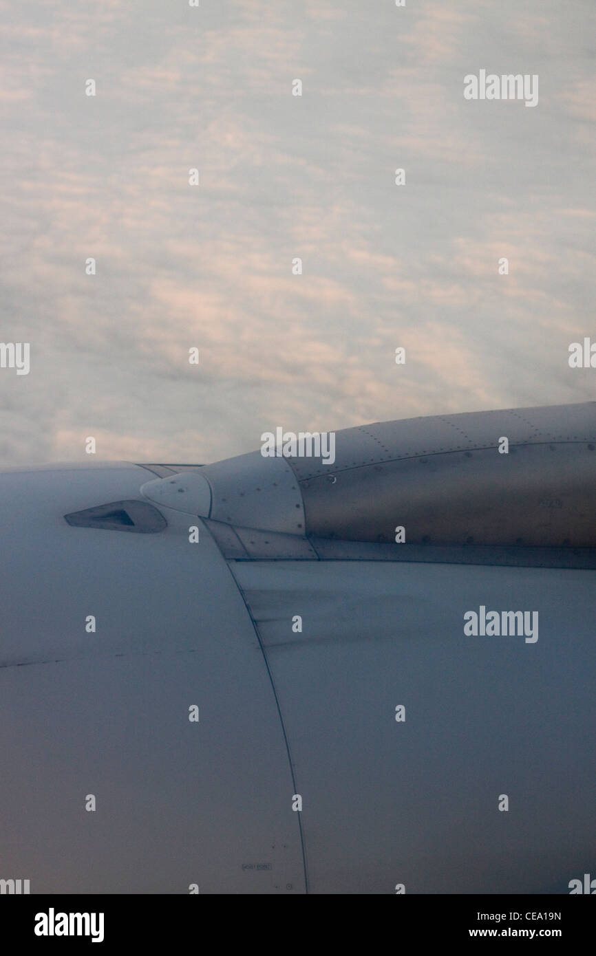 The wing and Motor of a Boeing 747 flying to Rome Italy Stock Photo - Alamy